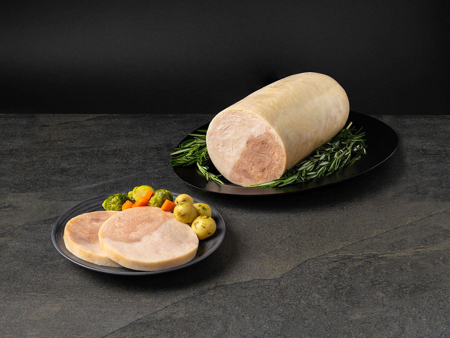51169 Readyfoods White & Dark Turkey Roll – Frozen | Turkey